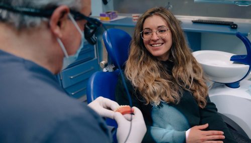 Tipos de prótesis dentales: ¿Cuáles son y cuál neceitas?