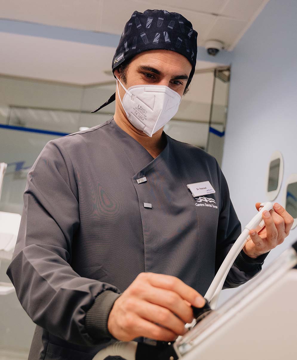 ¿Qué es la sedación consciente para un tratamiento dental? Todo lo que ...